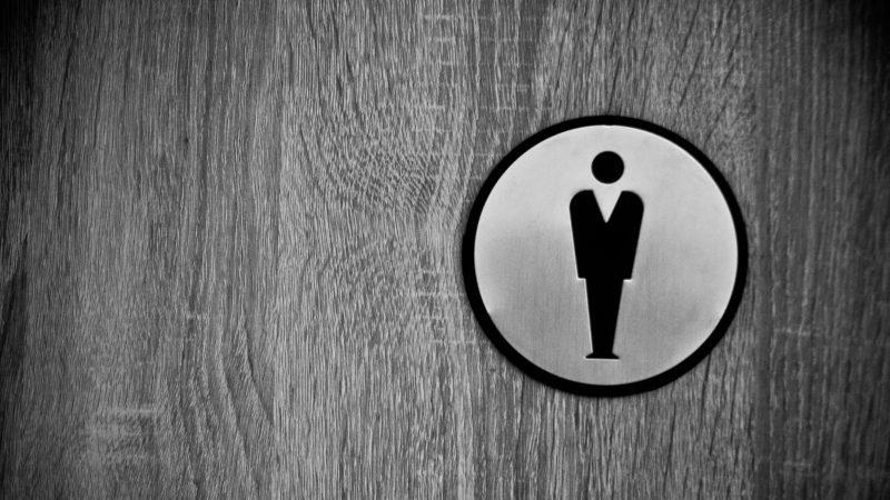 Choosing Smarty Bee Waterless Urinal Cartridges | hybridH2o